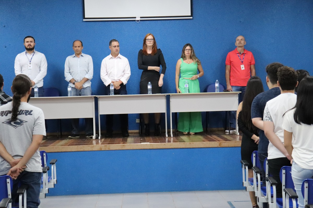 Prefeitura e Senac entregam 32 certificados - Prefeitura Municipal de Aguaí